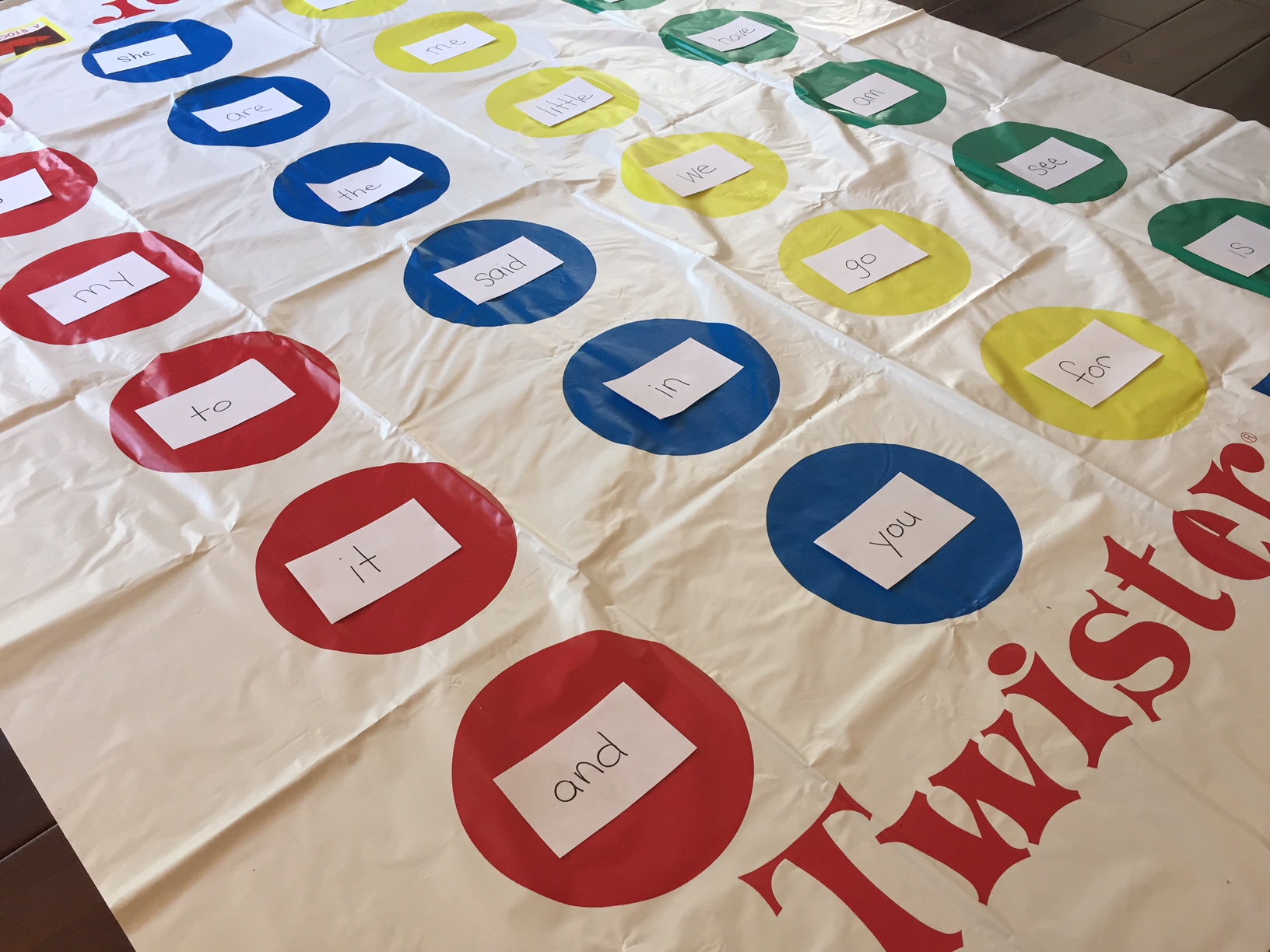 Twister Sight Words – Littlest Bookworms